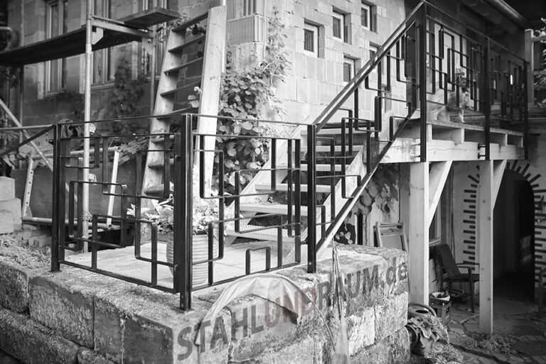 Raumteiler und Metallgestaltung Jan Kuhr - STAHL & RAUM