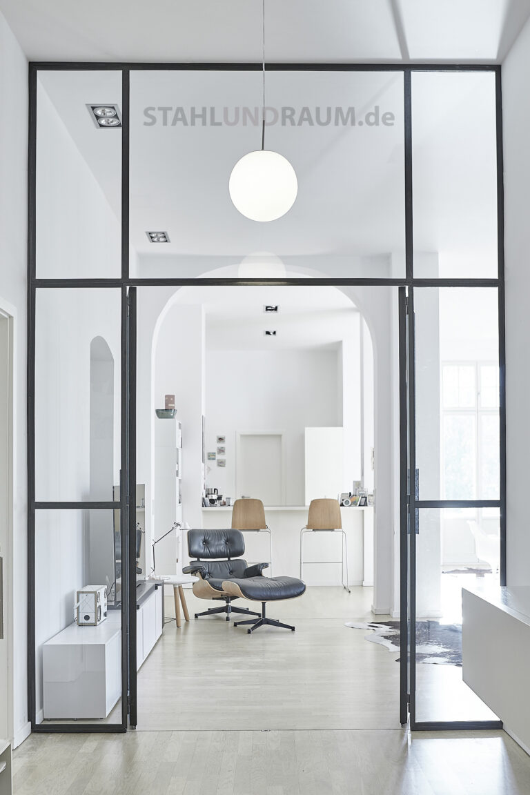 Raumteiler aus Metall, Stahl-Glas-Trennwand - STAHL & RAUM